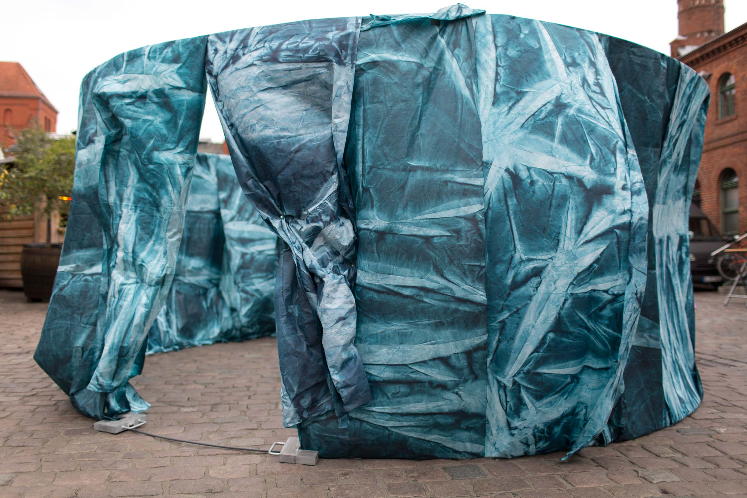 ANNA SCHAPIRO — Empty Center, based on a poem by Rosmarie Waldrop On ...